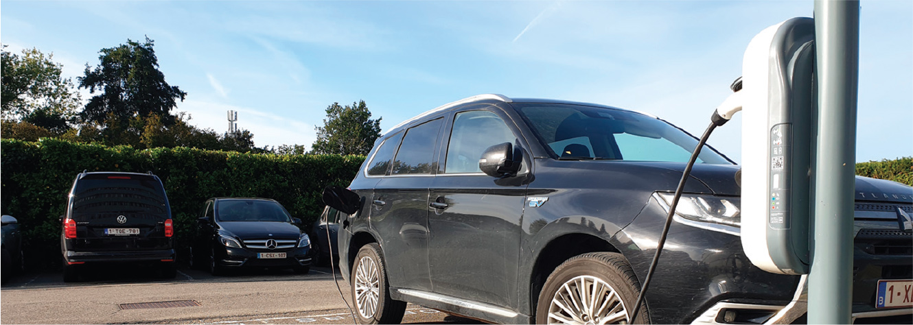 New Use Case: Leveraging smart poles for EV charging